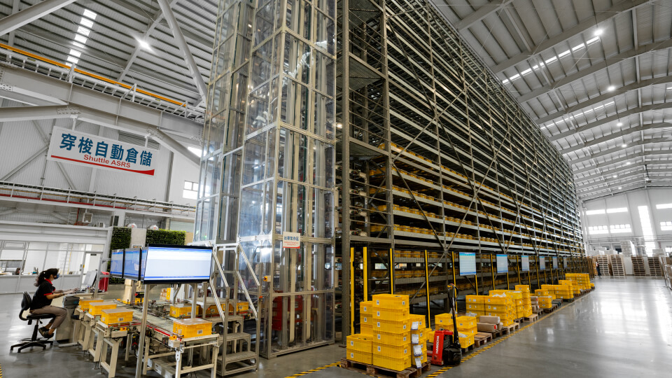 Smart Factory Solutions for Automotive Parts | SH Auto Parts